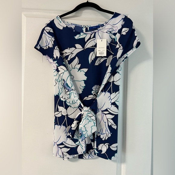 Apt. 9 | Tops | Nwt Womens Apt 9 Floral Blouse With Tie | Poshmark